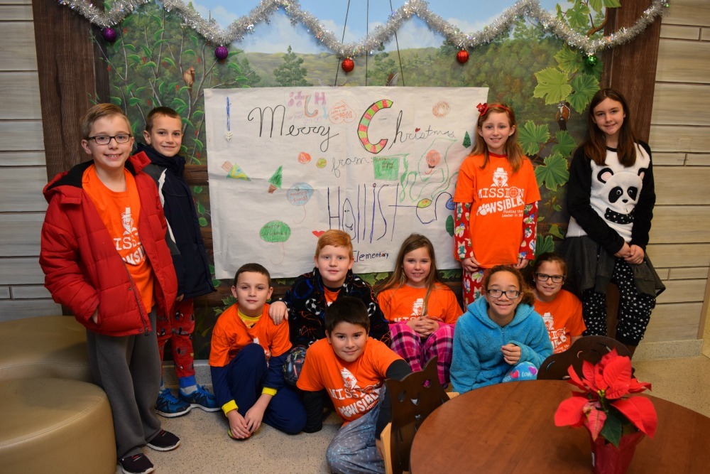 CoxHealth | Hollister elementary students bring holiday cheer to Cox…